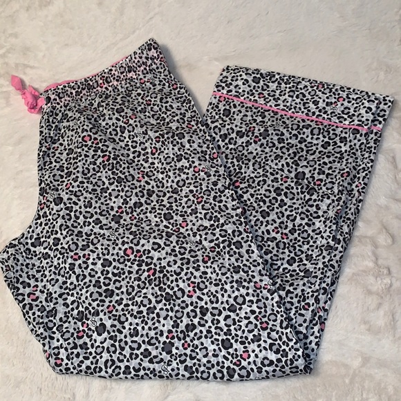 Victoria's Secret | Intimates & Sleepwear | Large Victorias Secret ...